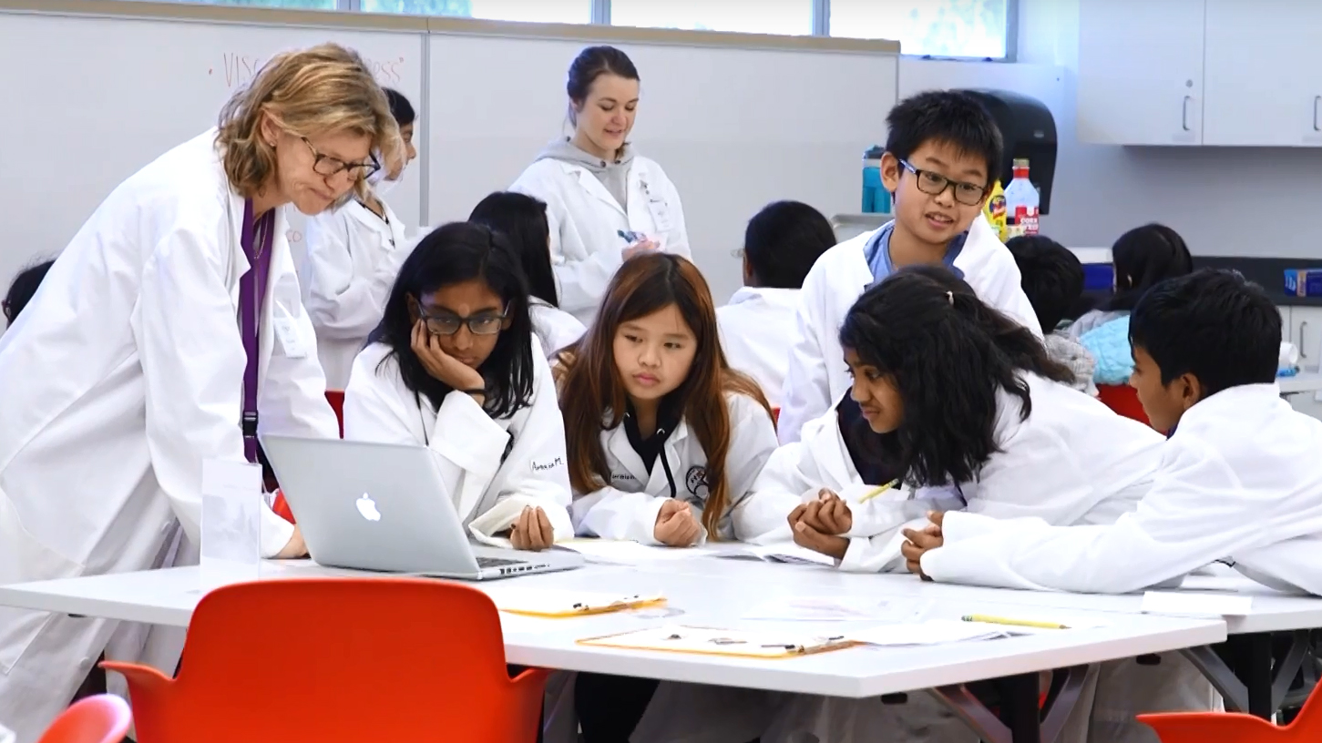 Hands-On Science Teaching Labs